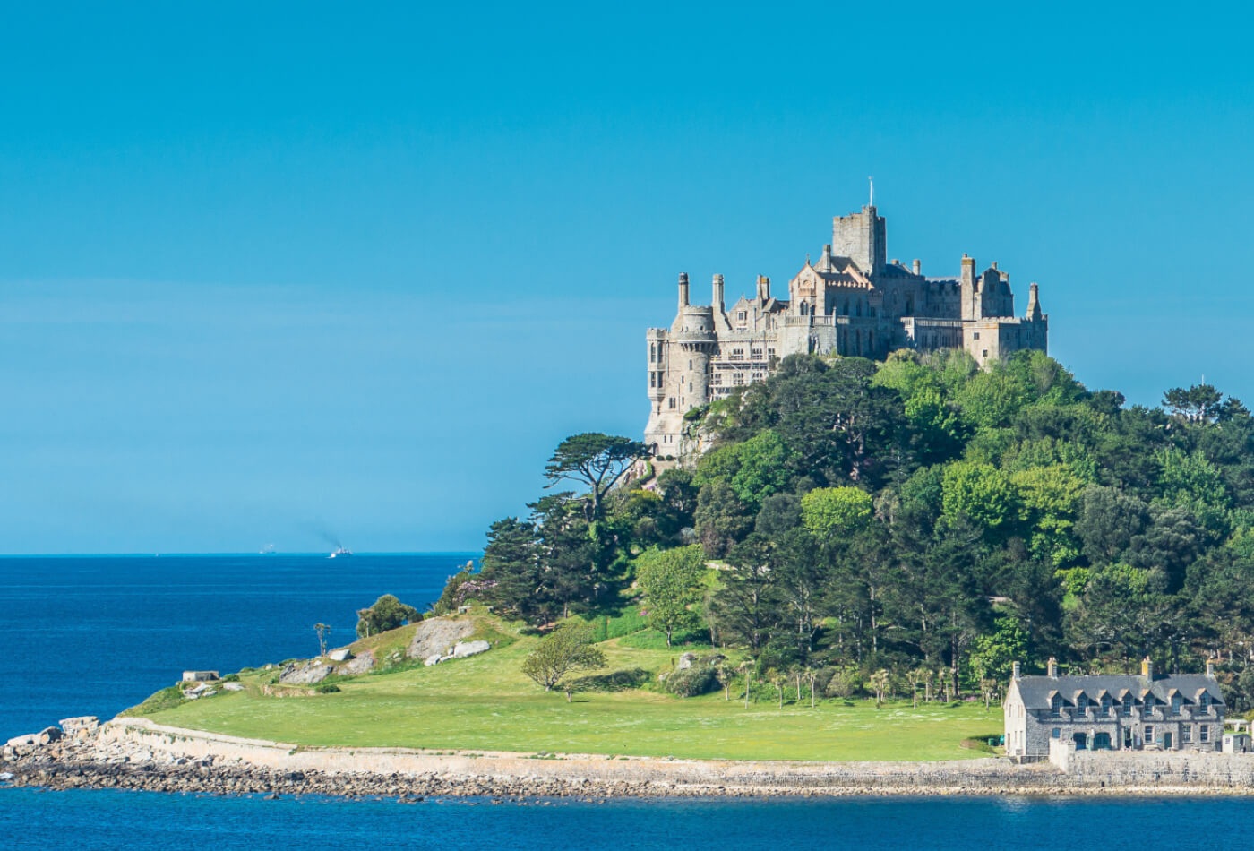 Explore Cornwall’s Castles This Spring – Myth, Majesty and Cream Teas ...